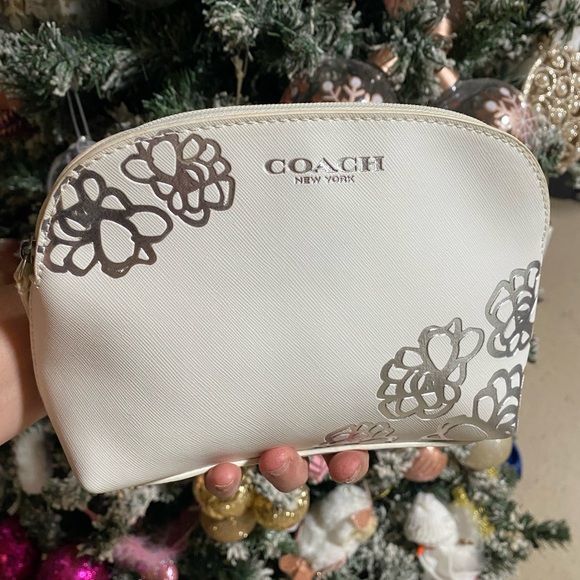 Coach | Bags | Coach New York Logo Dome Top Cosmeticmakeup Pouch Bag ...
